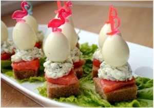 Canapeer - 15 enkle og lækre kanapeeropskrifter til et buffetbord med ...